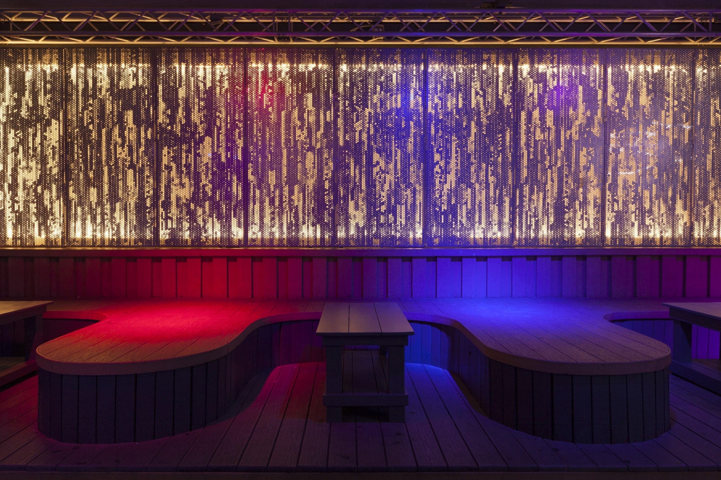 Summit Rooftop Lounge - Zahner